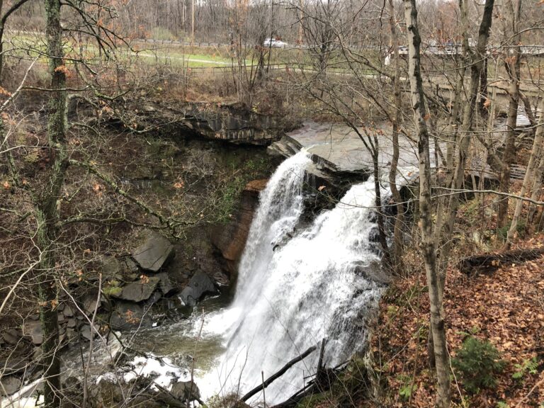 Blue Hen Falls Trail Guide (Cuyahoga Valley National Park) - OhioParkQuests